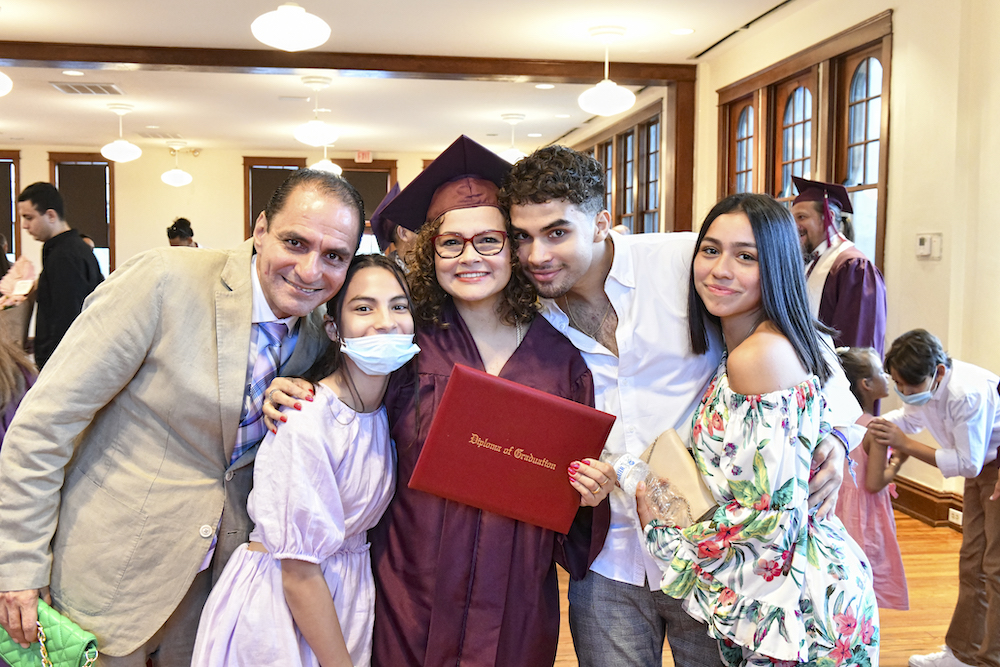 UIC Awards Associate And Bachelor Degrees On The 20th Commencement ...